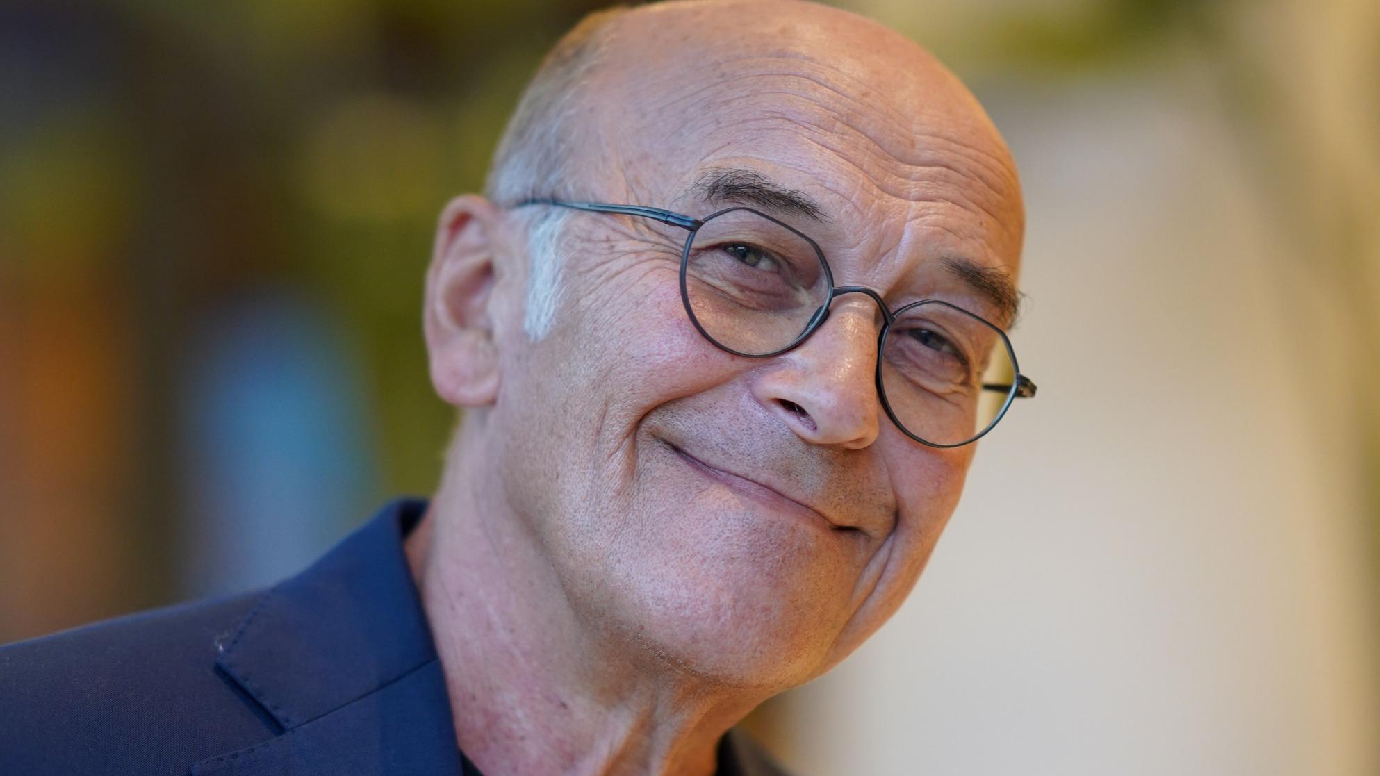 Patrick Paroux (Monsieur Parizot) : carrière, sa femme comédienne, son ...
