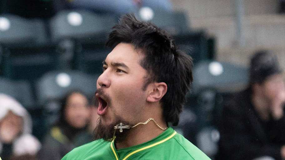 Oregon Ducks baseball rolling through competition at historic level