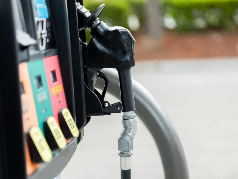 Southwest RivCo gas prices spike: Where to find the cheapest gas near you