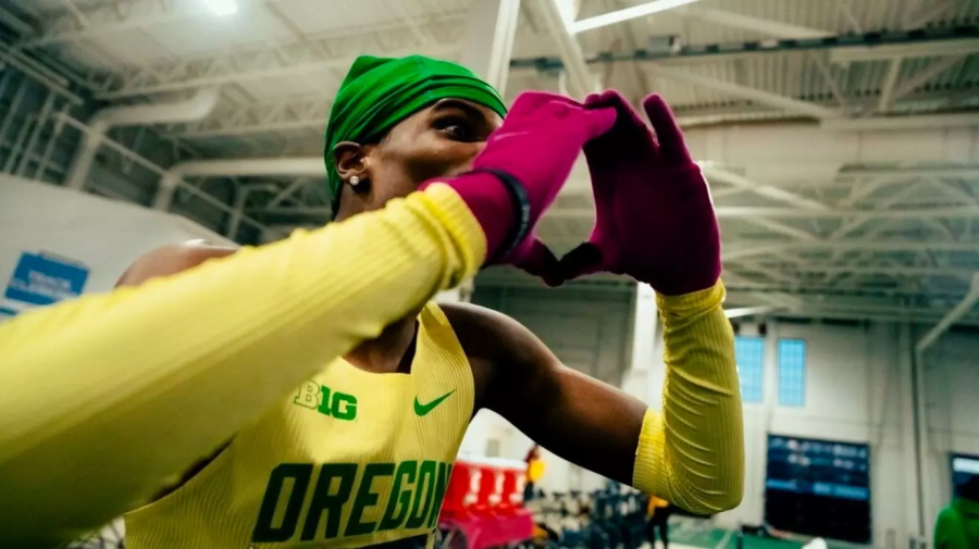 Oregon sprinter runs national lead, 8 Ducks post lifetime bests