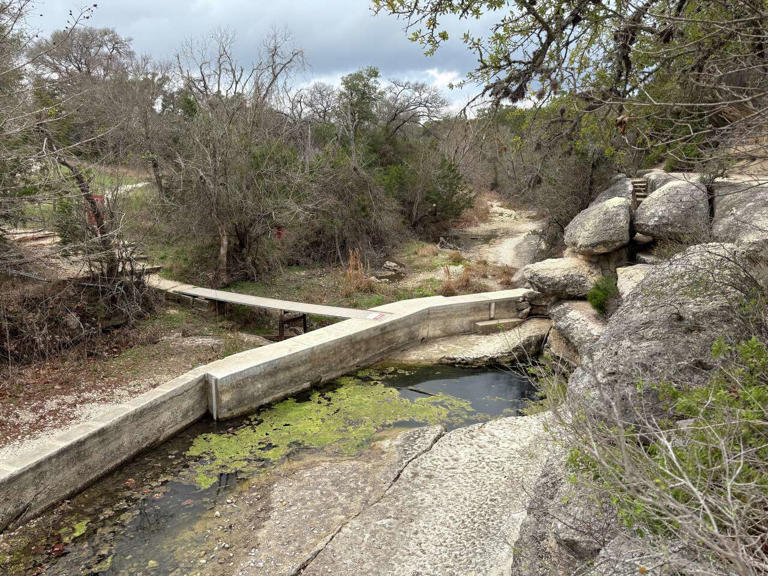 Stark photos of beloved Texas Hill Country springs sparks water level ...