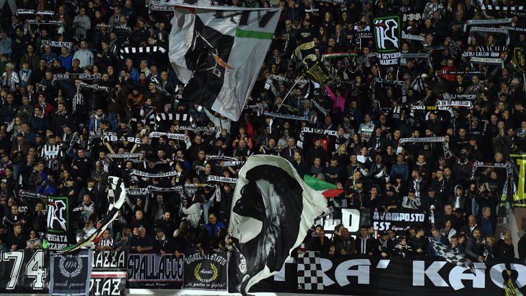 Ascoli, ufficiale: blindati l'allenatore Tomei e il ds Patti