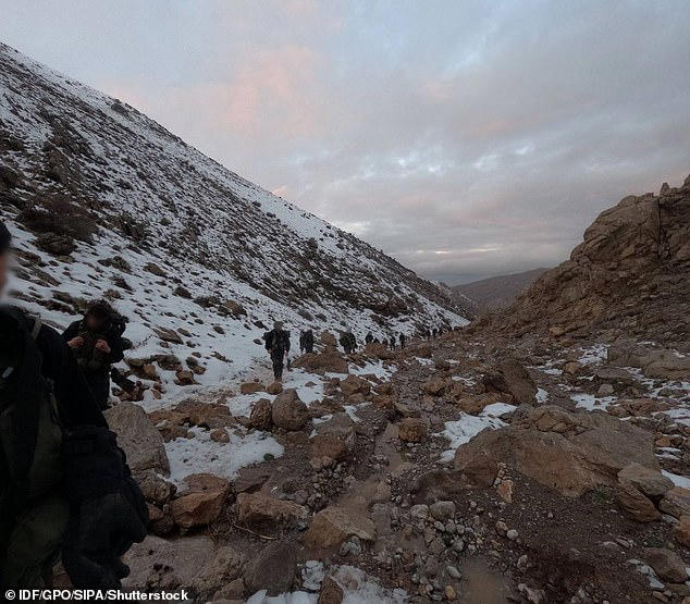 Elite Israeli ski unit launches Alpine mission against guerillas in ...