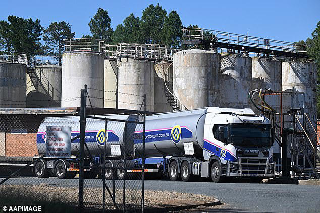 Map reveals exact date Australia could be cut off from Middle Eastern ...