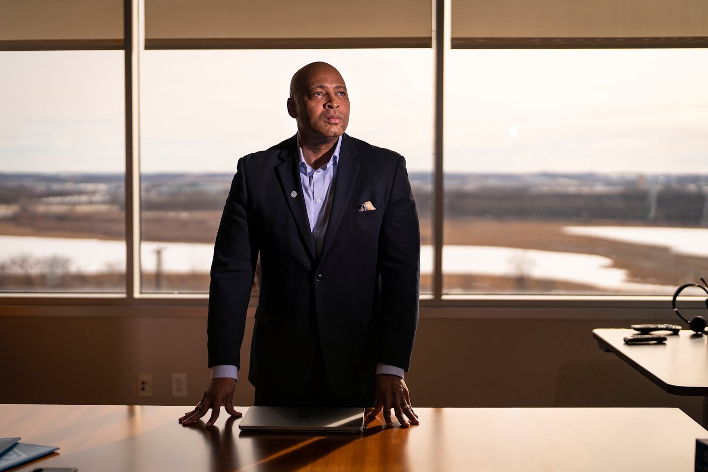 CH Robinson trims high-level managers as part of AI-driven cuts