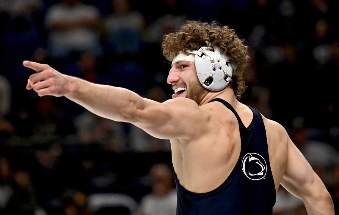 Penn State's Mitchell Mesenbrink wins Hodge Trophy as nation's top wrestler