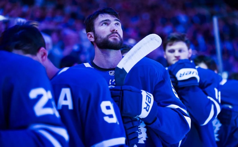 NHL playoff push intensifies: Avalanche receive crucial Nicolas Roy ...