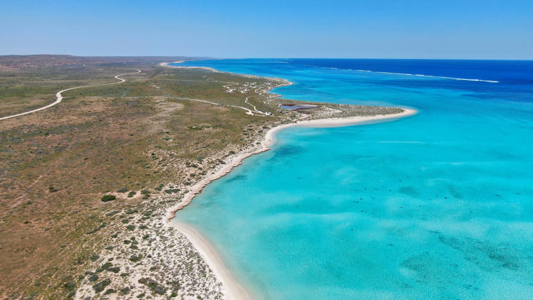 Tourists told to stay away from cyclone-ravaged Exmouth, Coral Bay and ...
