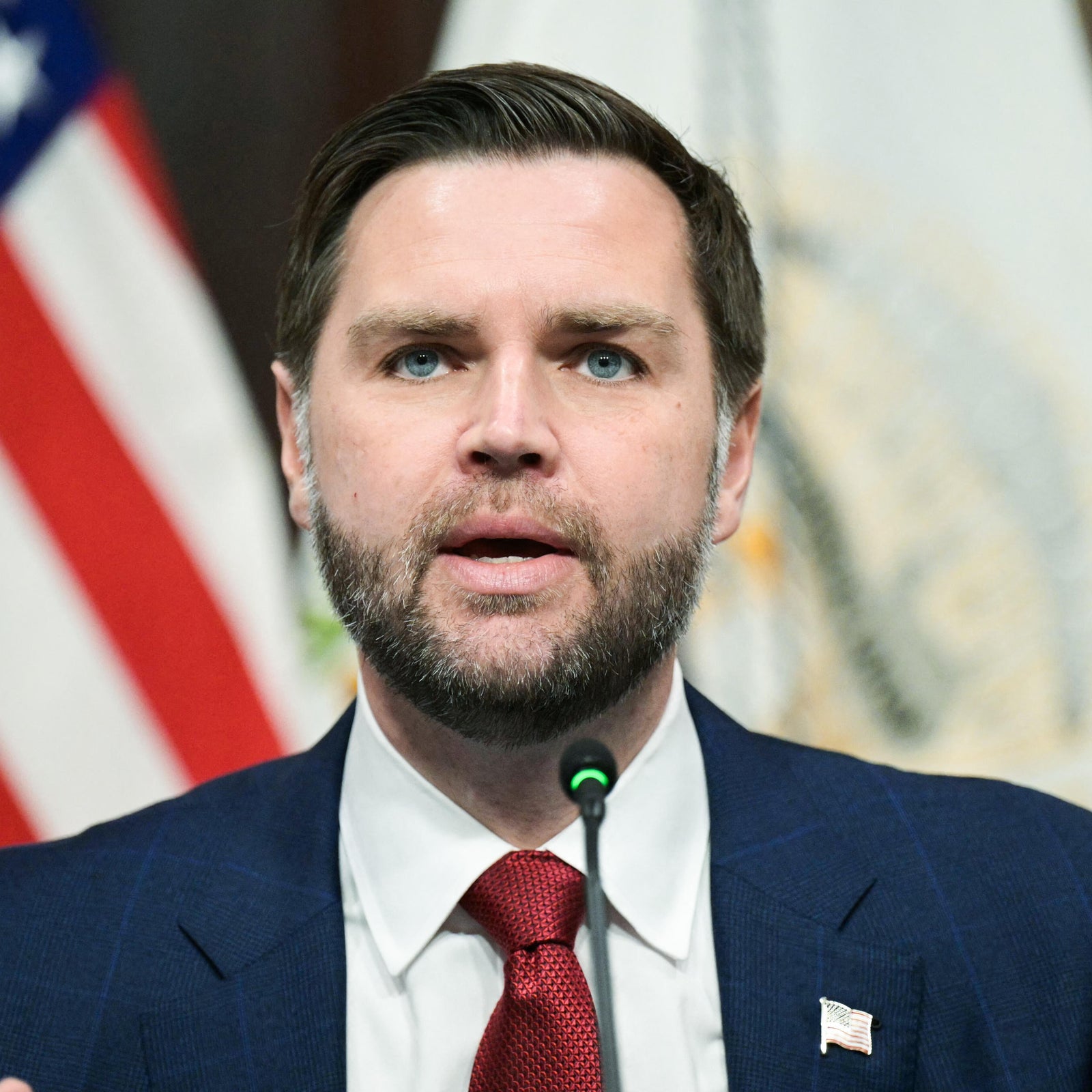 Vance appears at secretive donor summit as 2028 presidential ...