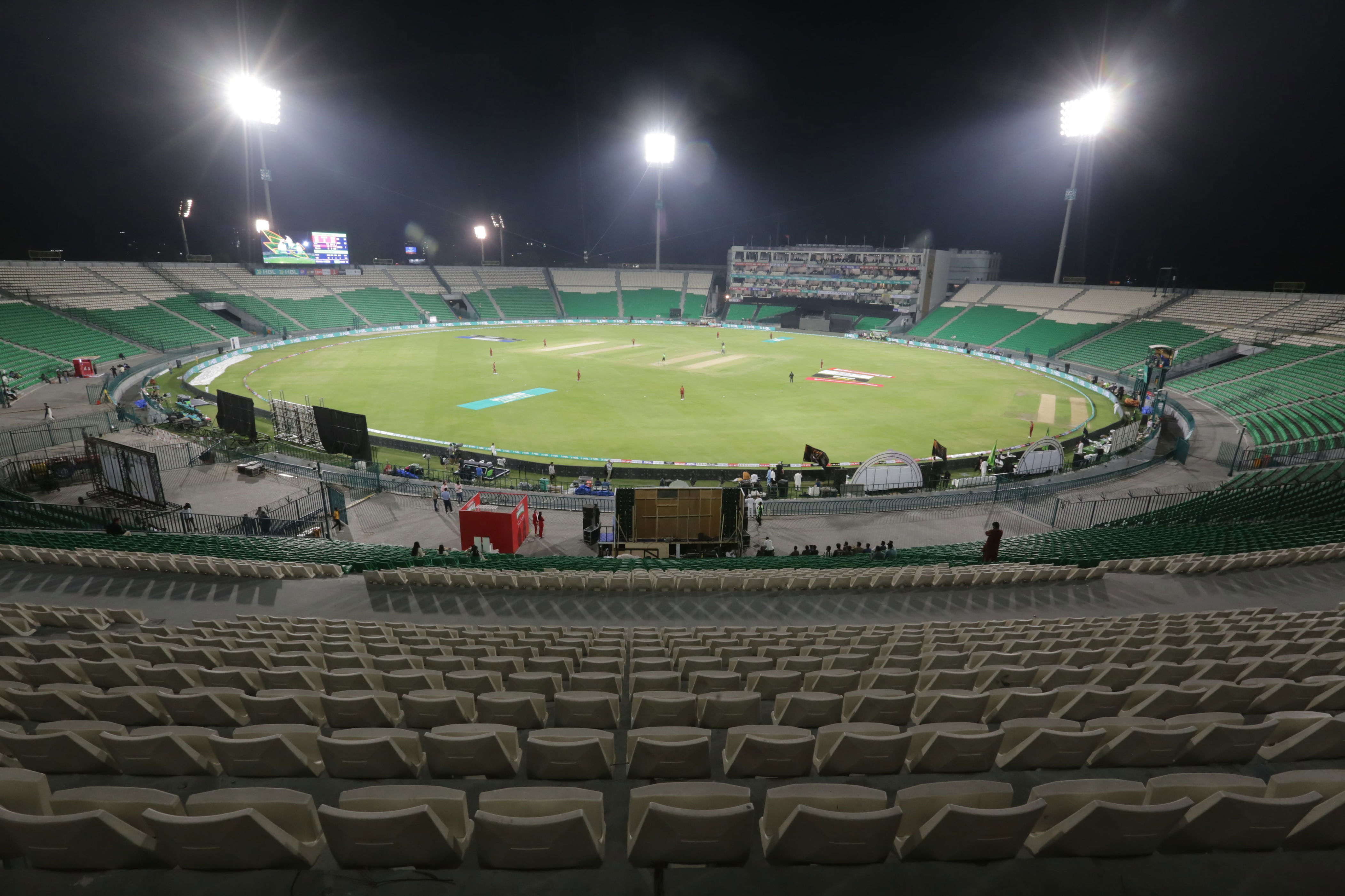 PSL team owners push for return of fans to stadium