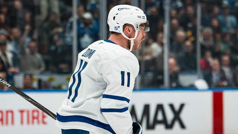 2 Maple Leafs forwards ejected during chaotic game vs. Ducks