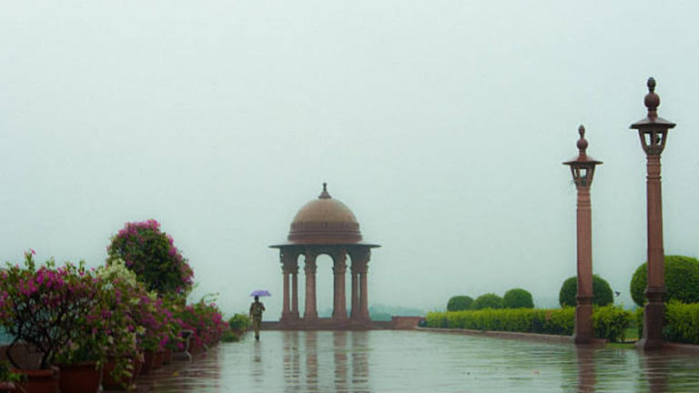 Delhi weather latest update: Rain, thunderstorms to return after brief ...