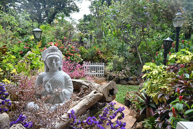 A true-blue Bangalore home: Behind the interiors of this 150-year-old ...