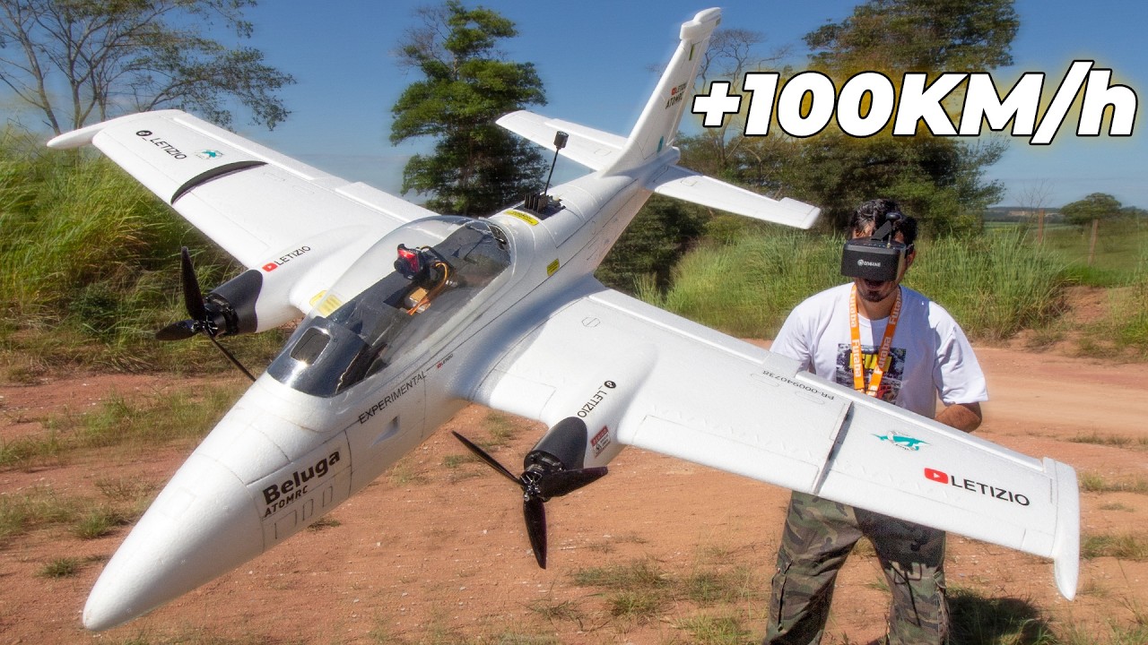 Mais de 100 km/h! O avião de controle remoto Beluga Atom 4S do ...