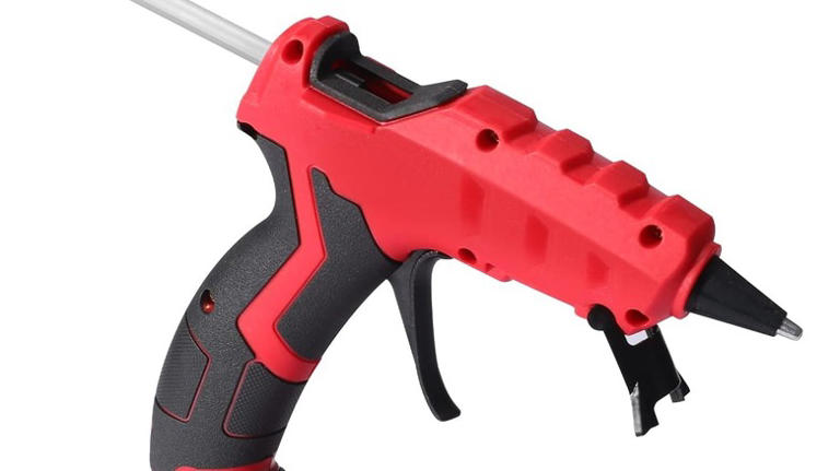 Yes, there are hot glue guns that'll work with your Milwaukee Tools 18V ...
