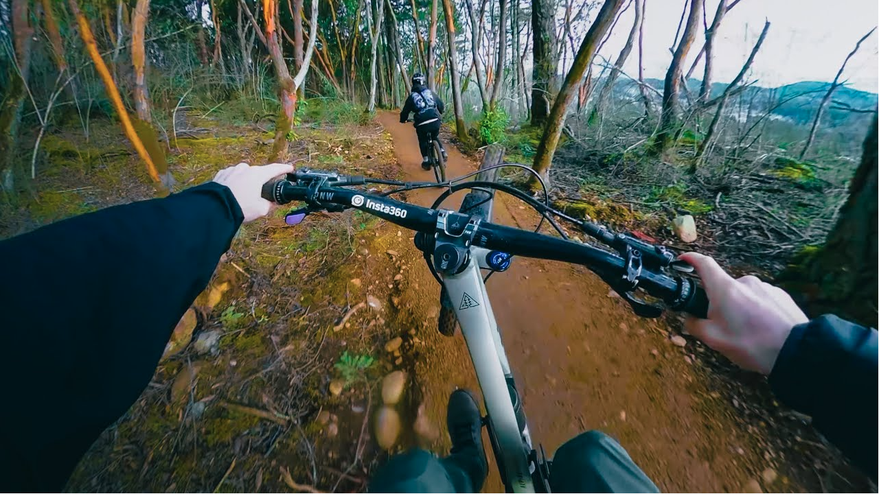 Is this the smoothest flow trail ever? First ride on Flipside!