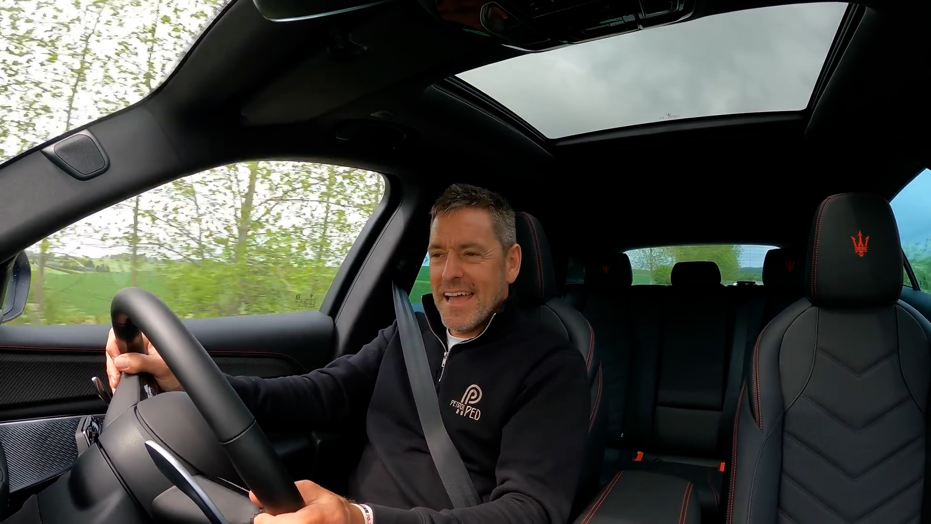 Driving the Maserati Grecale Trofeo on mountain roads