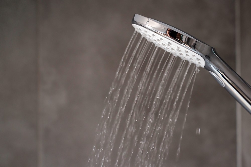 Dermatologists: Your position in the shower may affect your skin health
