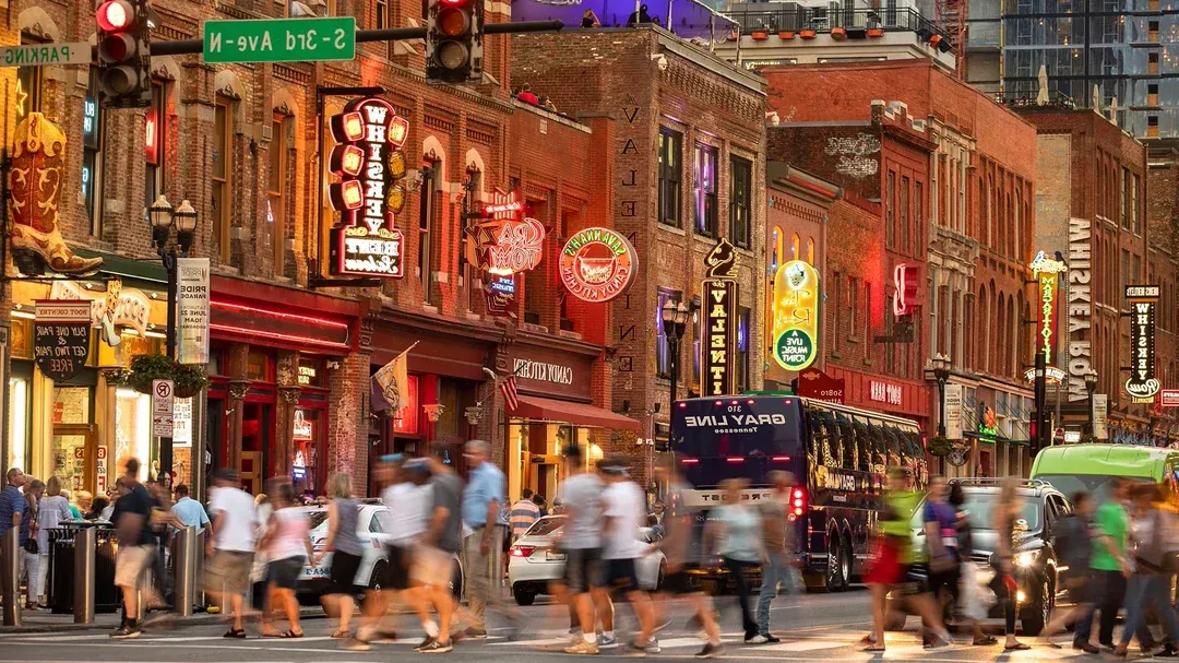 People share US cities that are actually worth visiting