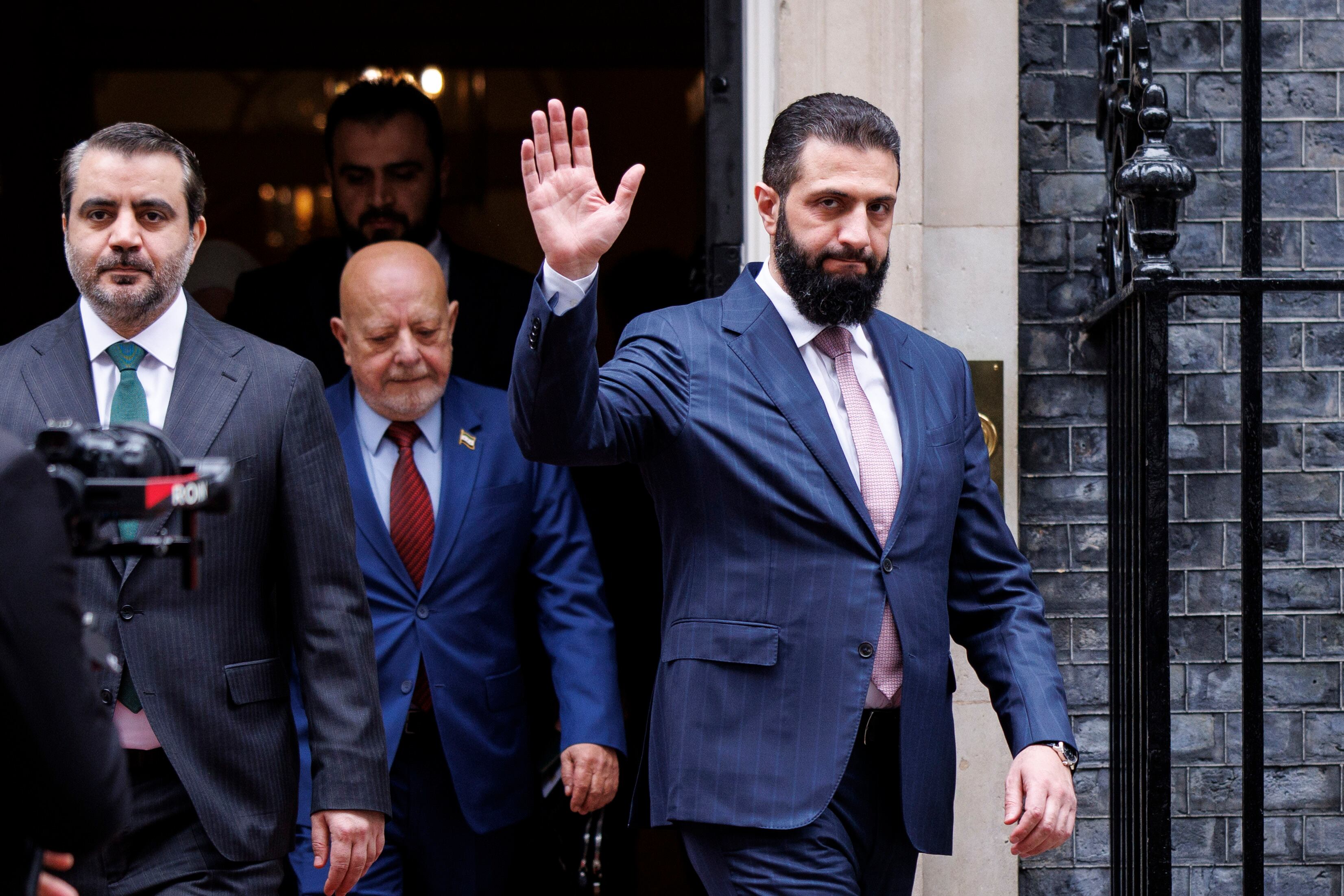Al Shara joins Starmer in warning of severe impact of Hormuz closure