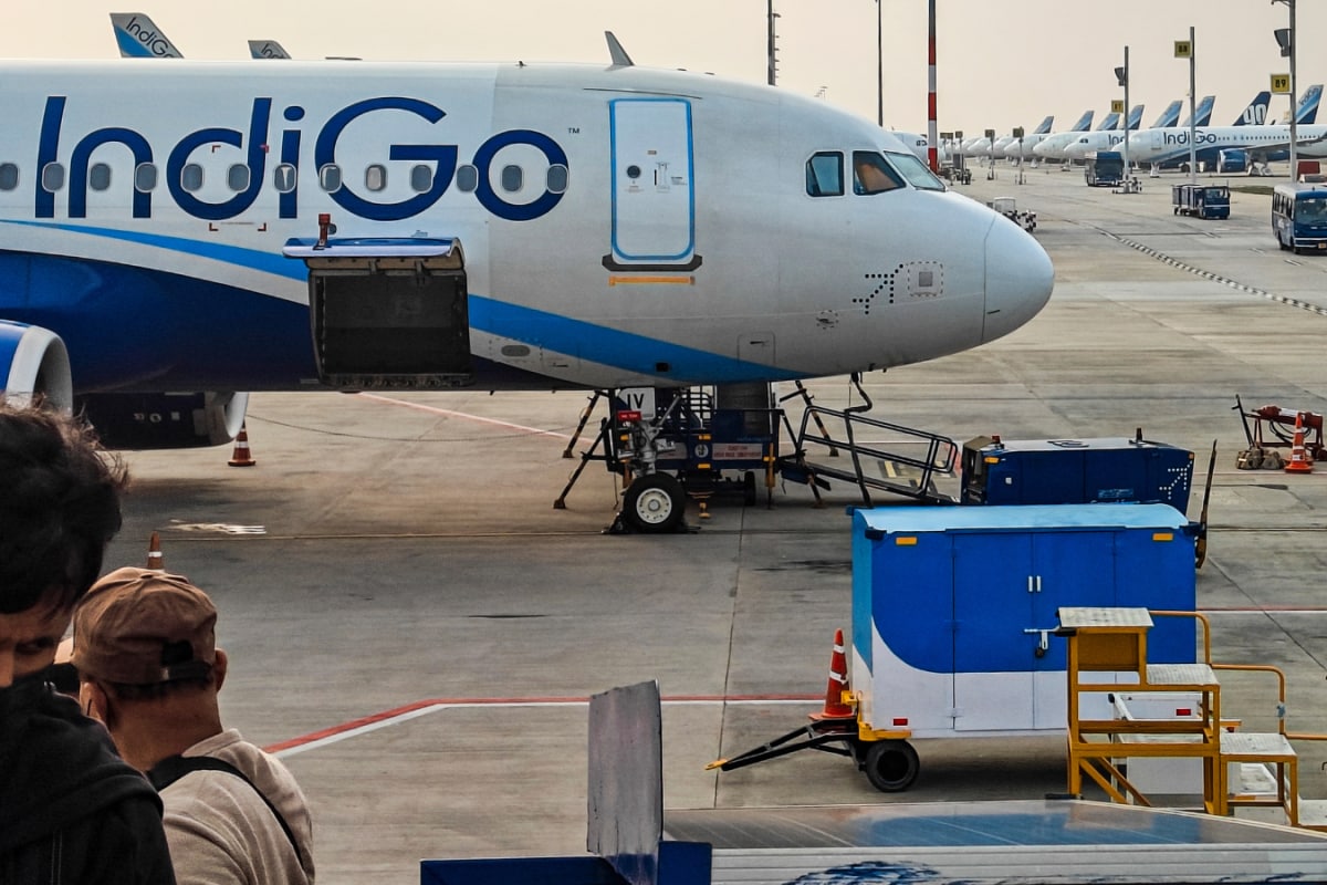 Technical glitch in Delhi-bound IndiGo flight at Vadodara leaves ...