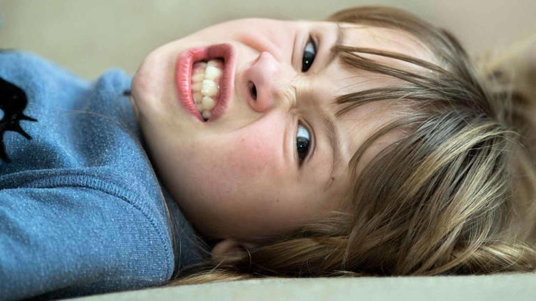 12 signs that may indicate troubling behavior in children
