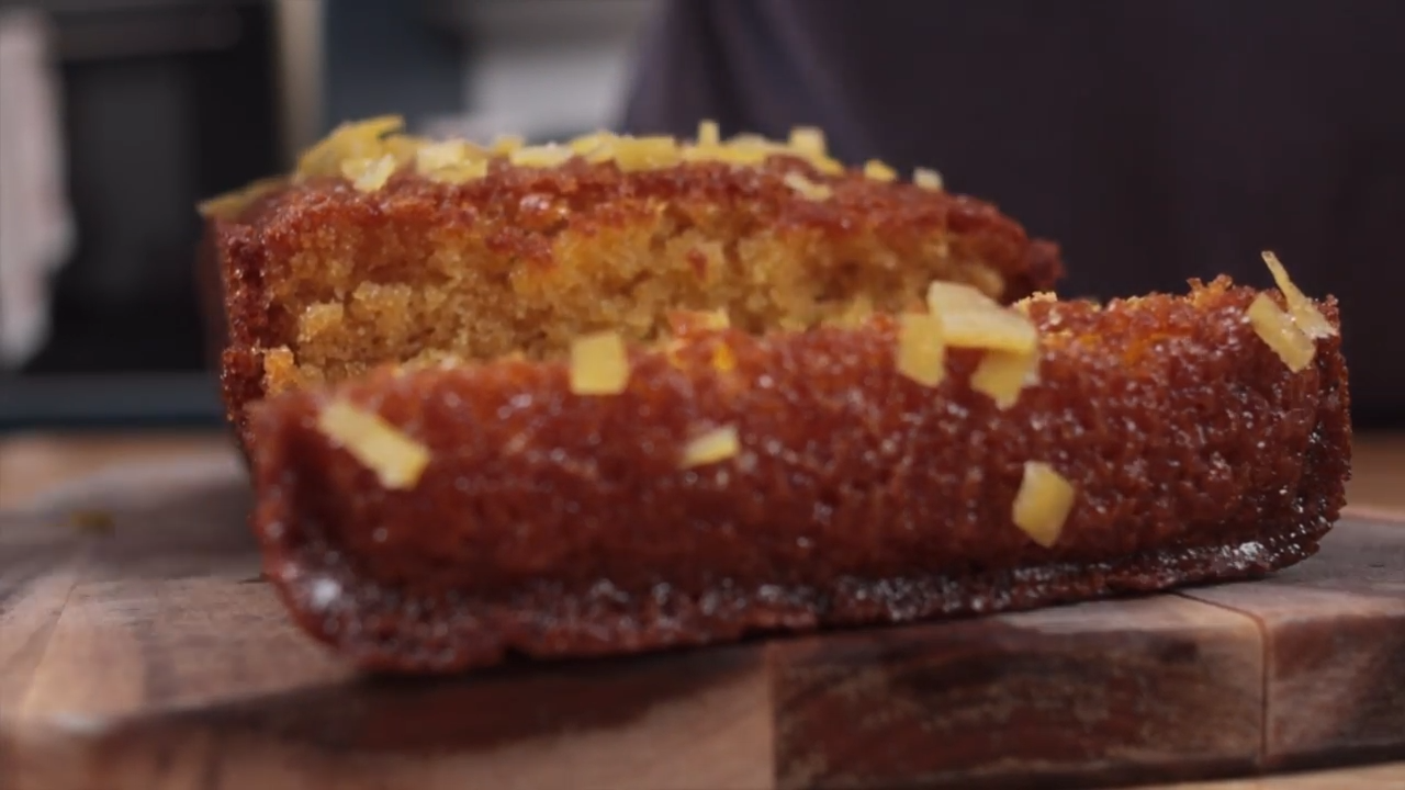 How to make lemon loaf cake for spring - perfect for Easter