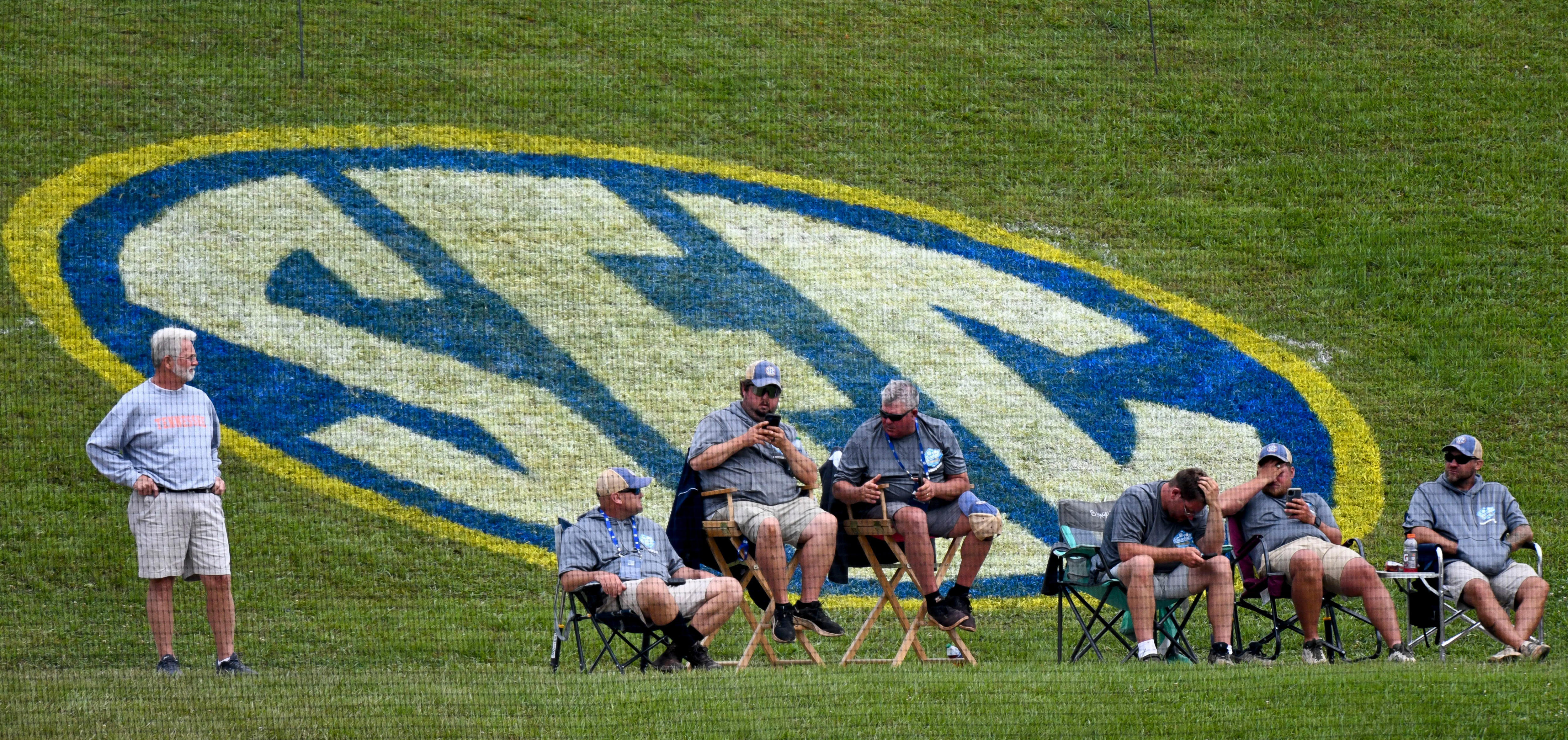 SEC baseball standings entering April: Trio emerges at the top