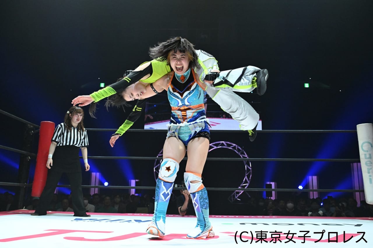 鈴芽が同期生・MIRAIを破り、インター王座奪還!「世界中のみんなにも欲しいと思ってもらえるようなベルトにしていきたい」