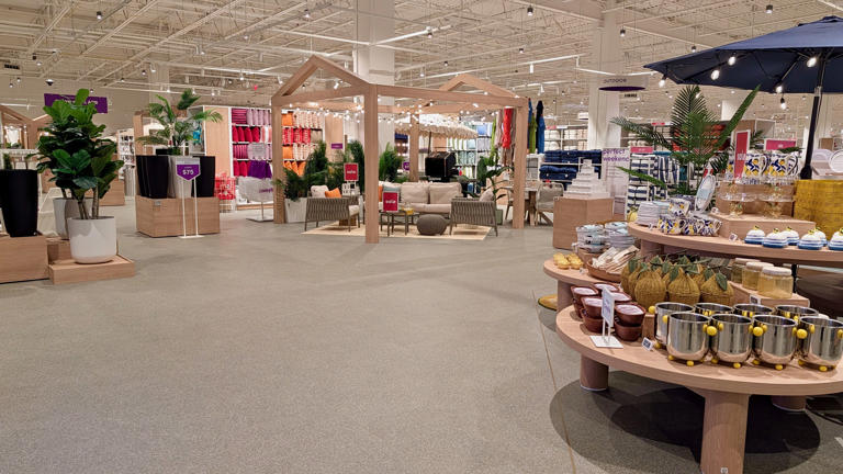Wayfair's second large format store opens in Atlanta