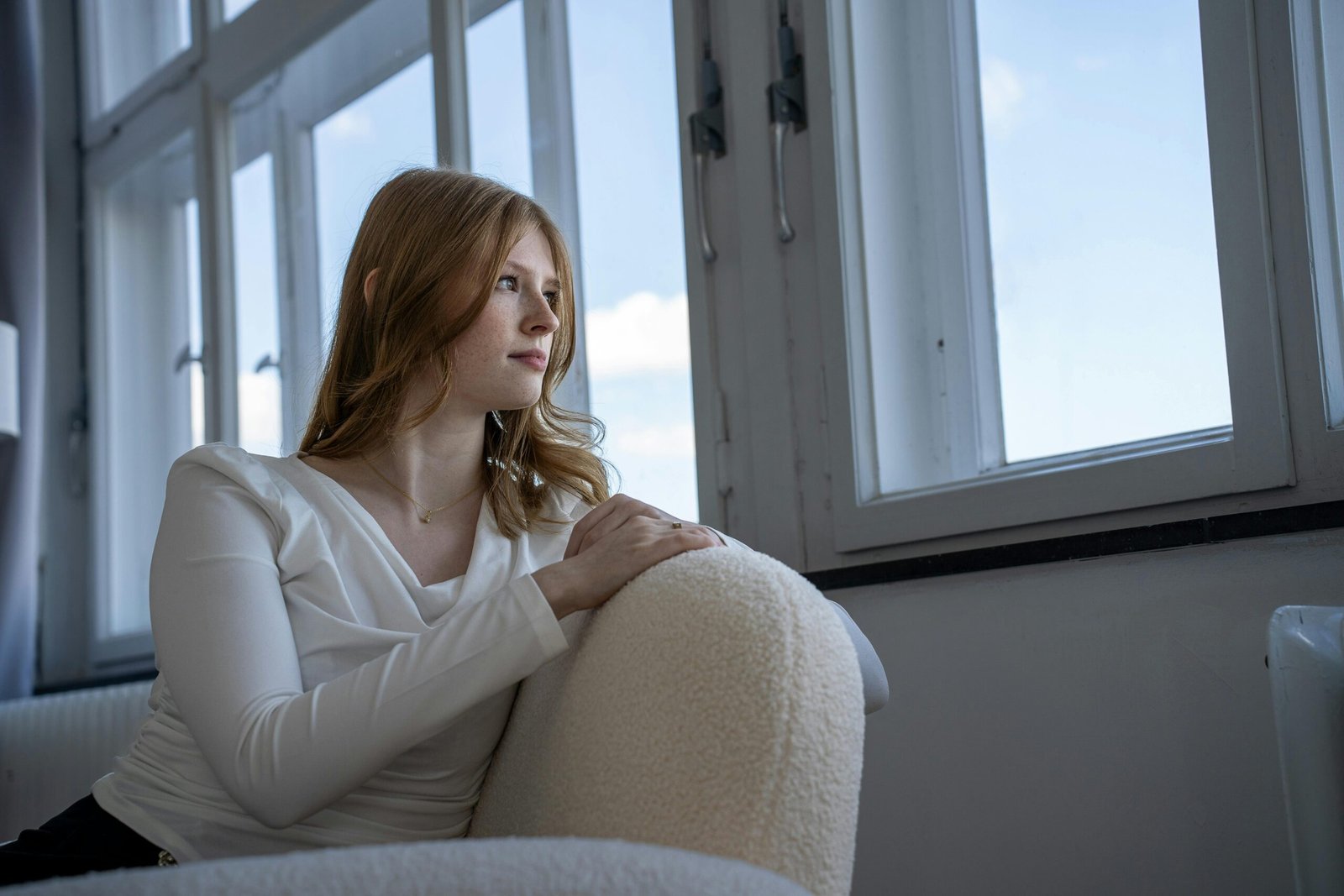 11 signs you are hiding the real version of yourself from everyone ...