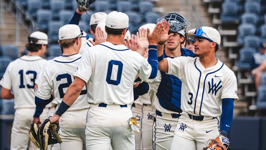 West Virginia punches ticket to Omaha!