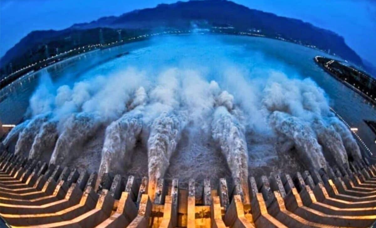 NASA confirms China’s megastructure has a hidden power that could slow ...