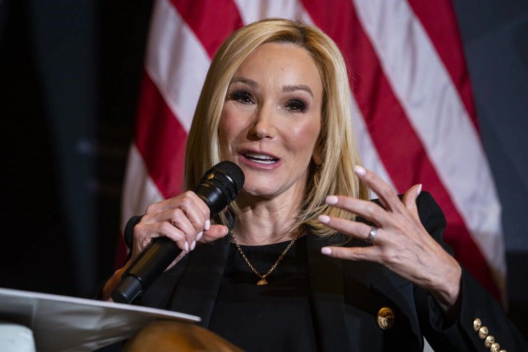 Trump's spiritual advisor urges Americans to donate 10% of income to Israel