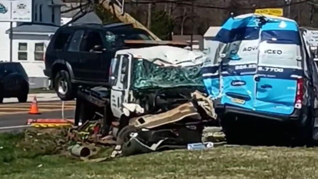 Man arrested after stealing tow truck and crashing it in Washington ...
