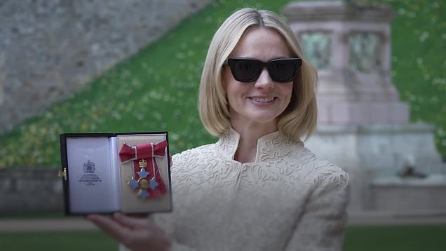 Carey Mulligan says new Bond has big shoes to fill as she picks up CBE ...