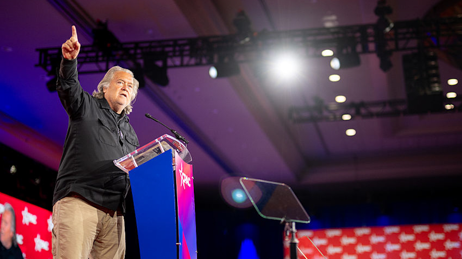 Steve Bannon wants Netanyahu’s son on Iran war front lines