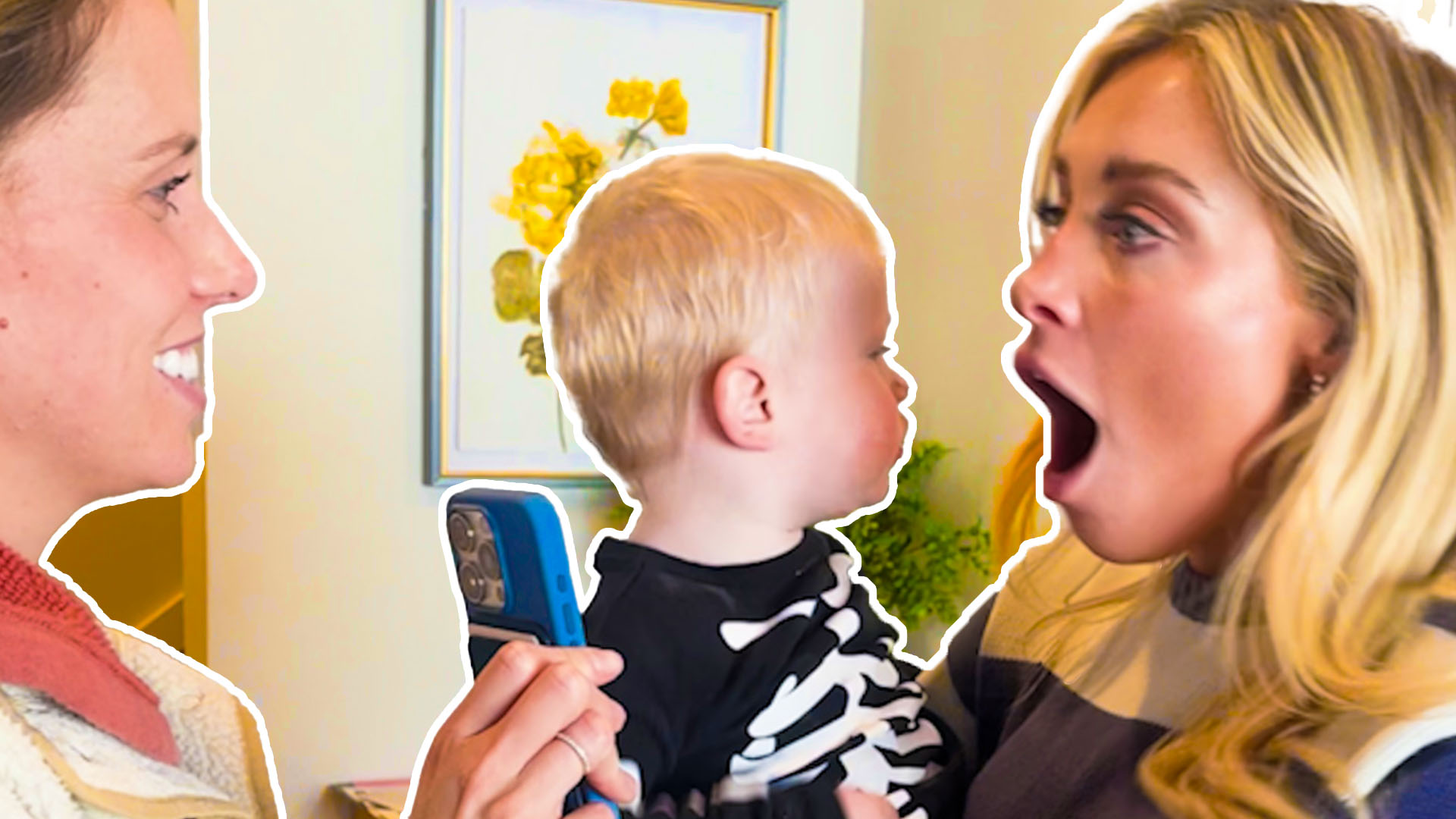 Heartwarming pregnancy reveals: Friends and family react to joyful baby ...