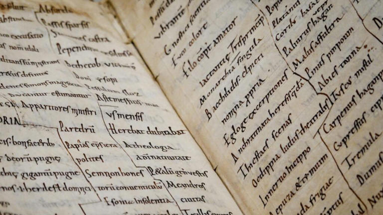 400-year-old letter discovered by archaeologists backs story of ...