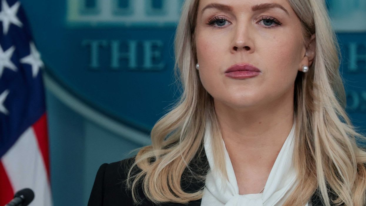 Karoline Leavitt melts down over double chin turkey photo