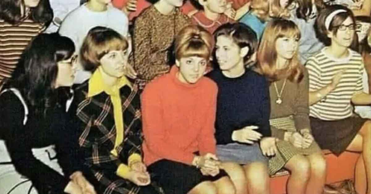20 pics of what high school looked like in the 1960s