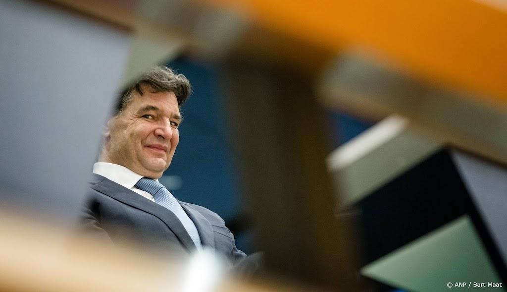 Edwin de Roy van Zuydewijn niet aanwezig bij rechtszaak om serie