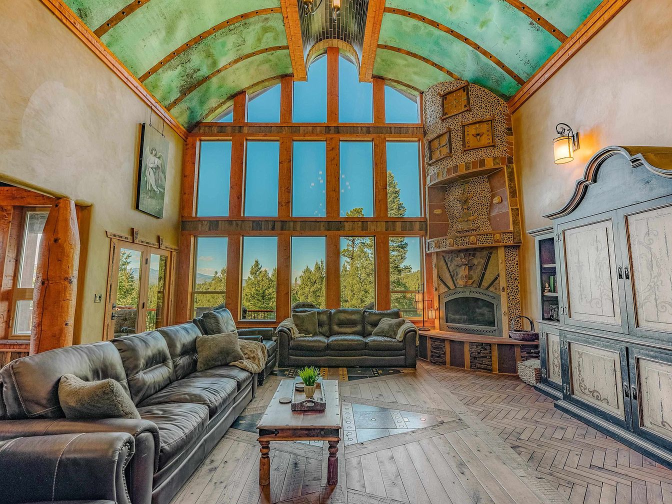 Enchanting woodland castle in Angel Fire, New Mexico, featuring 4 ...