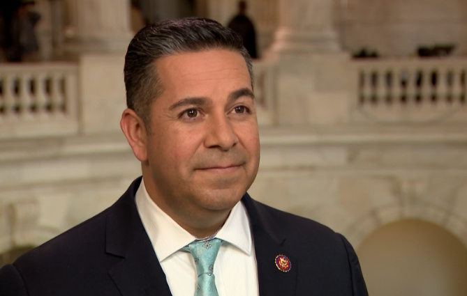 Sen. Ben Ray Lujan receives James Beard Foundation Impact Award