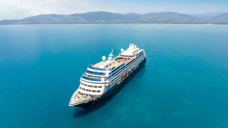 11 cruise foods you're better off avoiding if you don't have your sea legs
