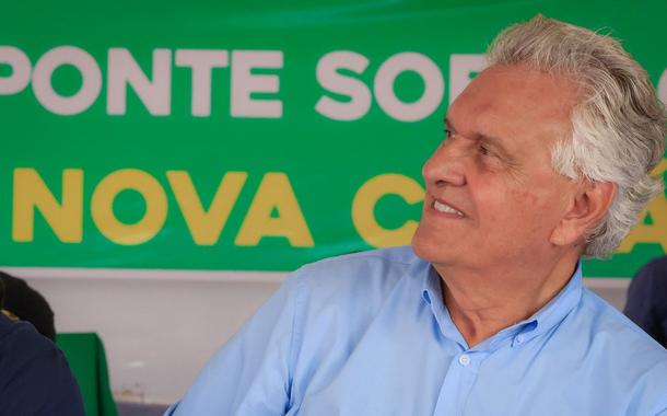 Após facilitar entrega de terras raras ao EUA, Caiado usa slogan ...