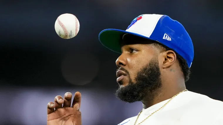 Blue Jays' Vladimir Guerrero Jr. in unlikely tie with Red Sox fan ...