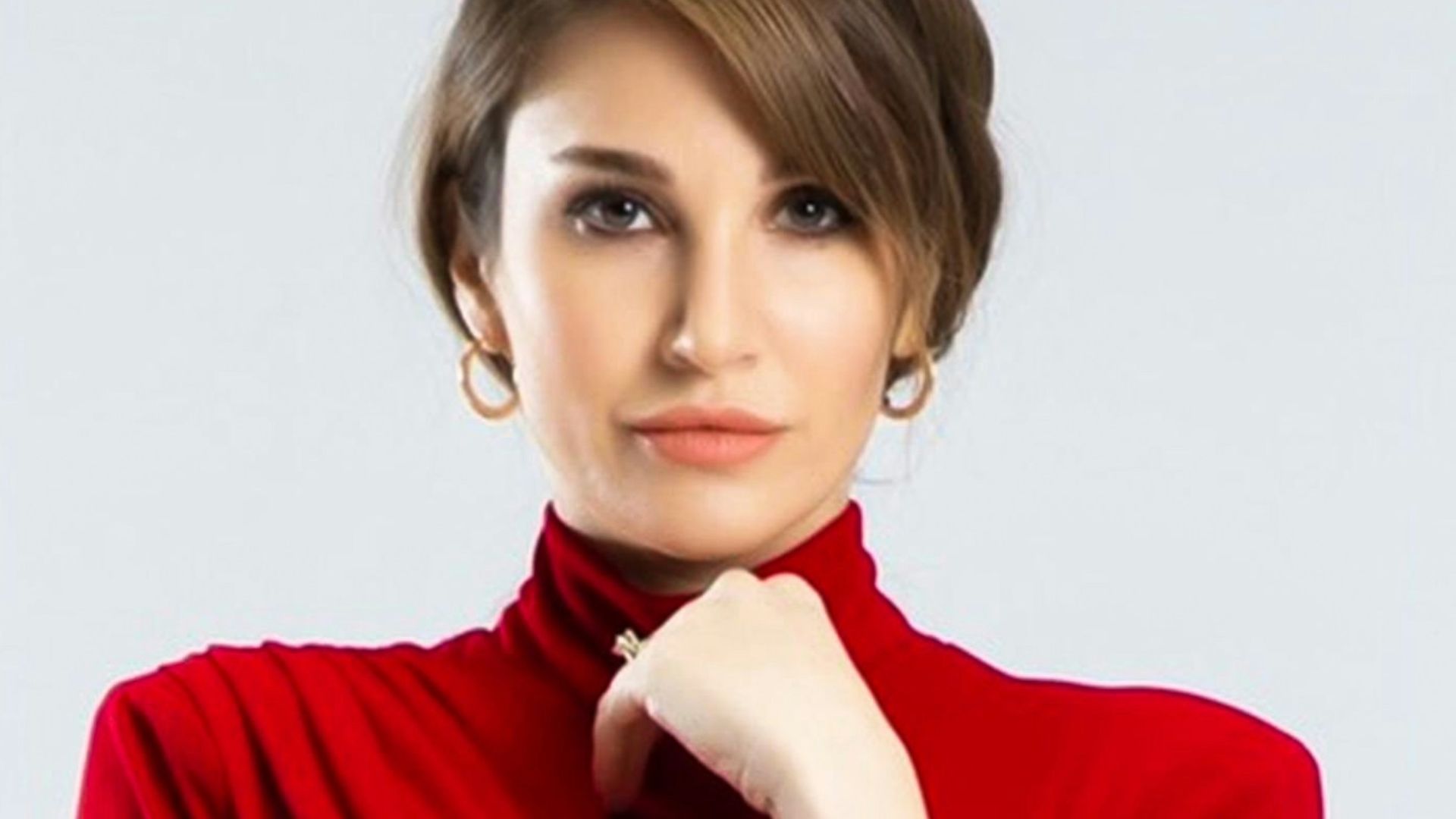 Red dress effect: 20 scientific reasons why red is the most attractive ...