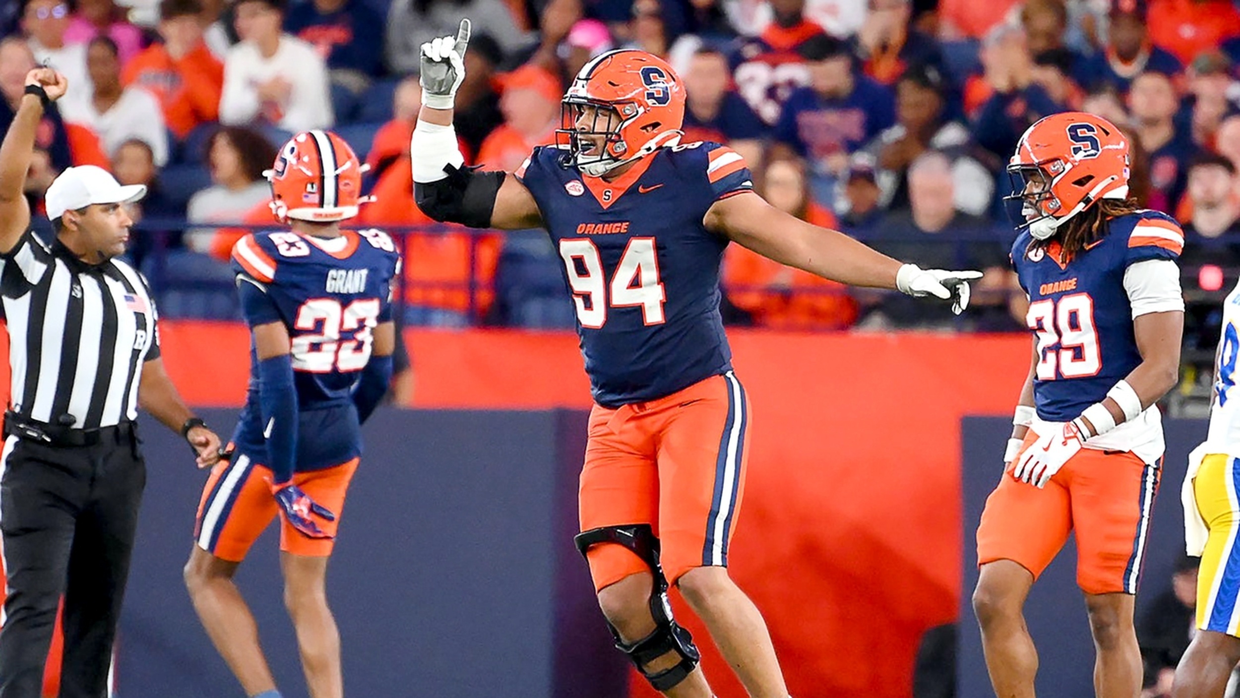 49ers hold private workout with Syracuse DL Kevin Jobity Jr.