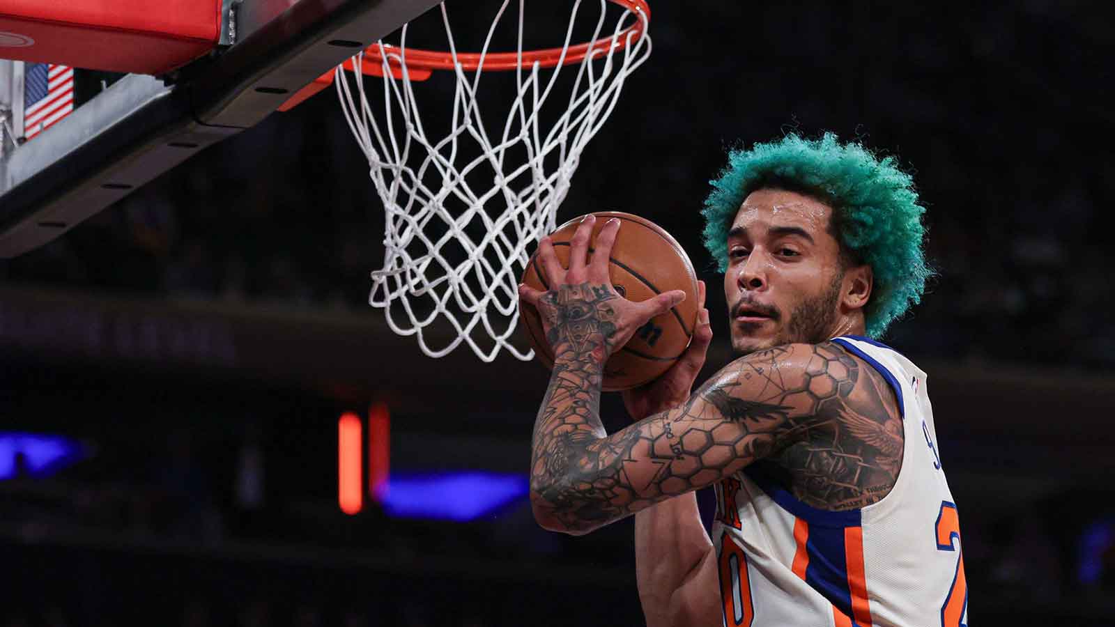 Knicks’ Jeremy Sochan ditches colored hair for a new look